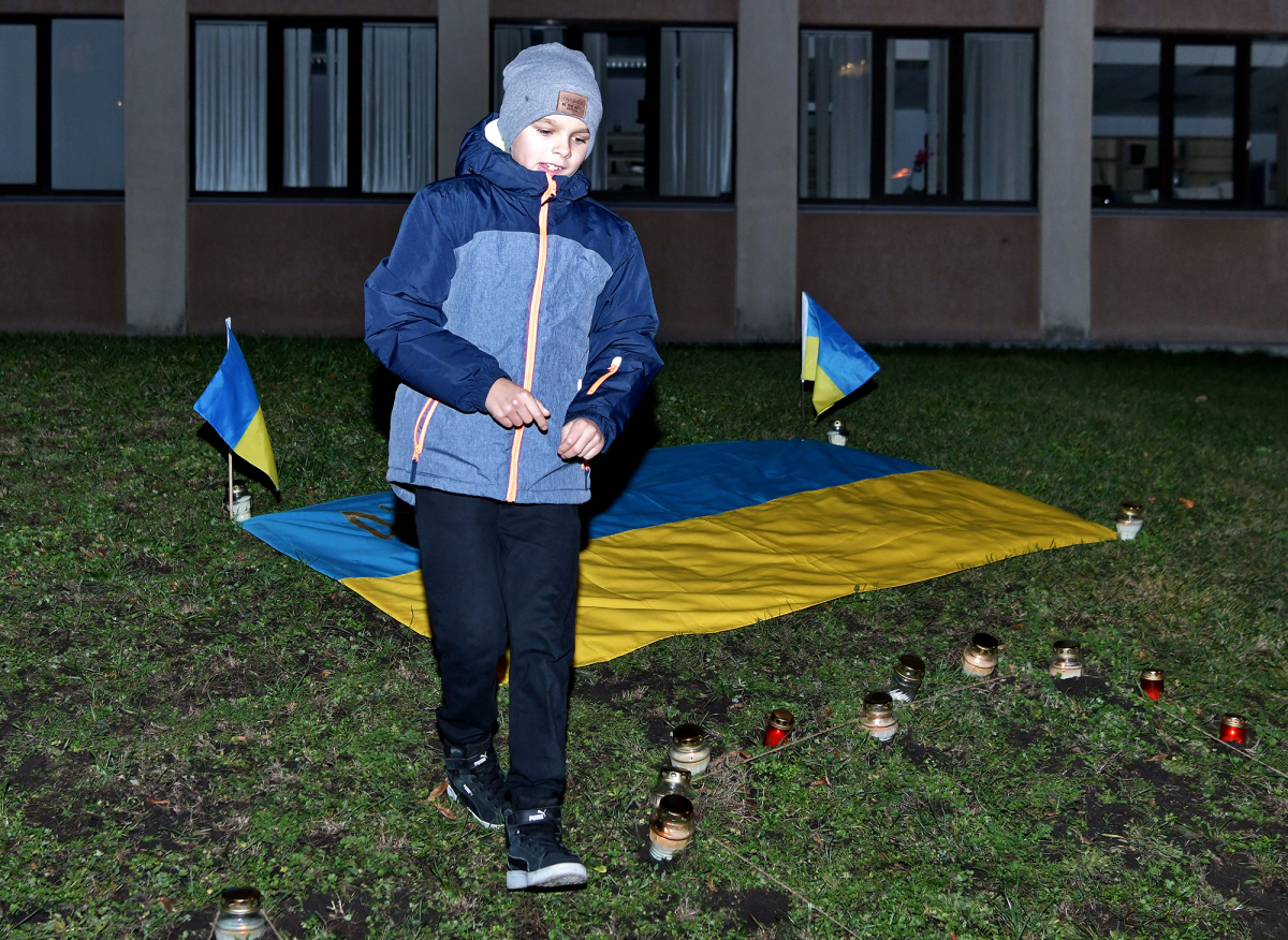 Ukrainas kara 1000. diena - karā bojā gājušo piemiņas pasākumi | Foto ...